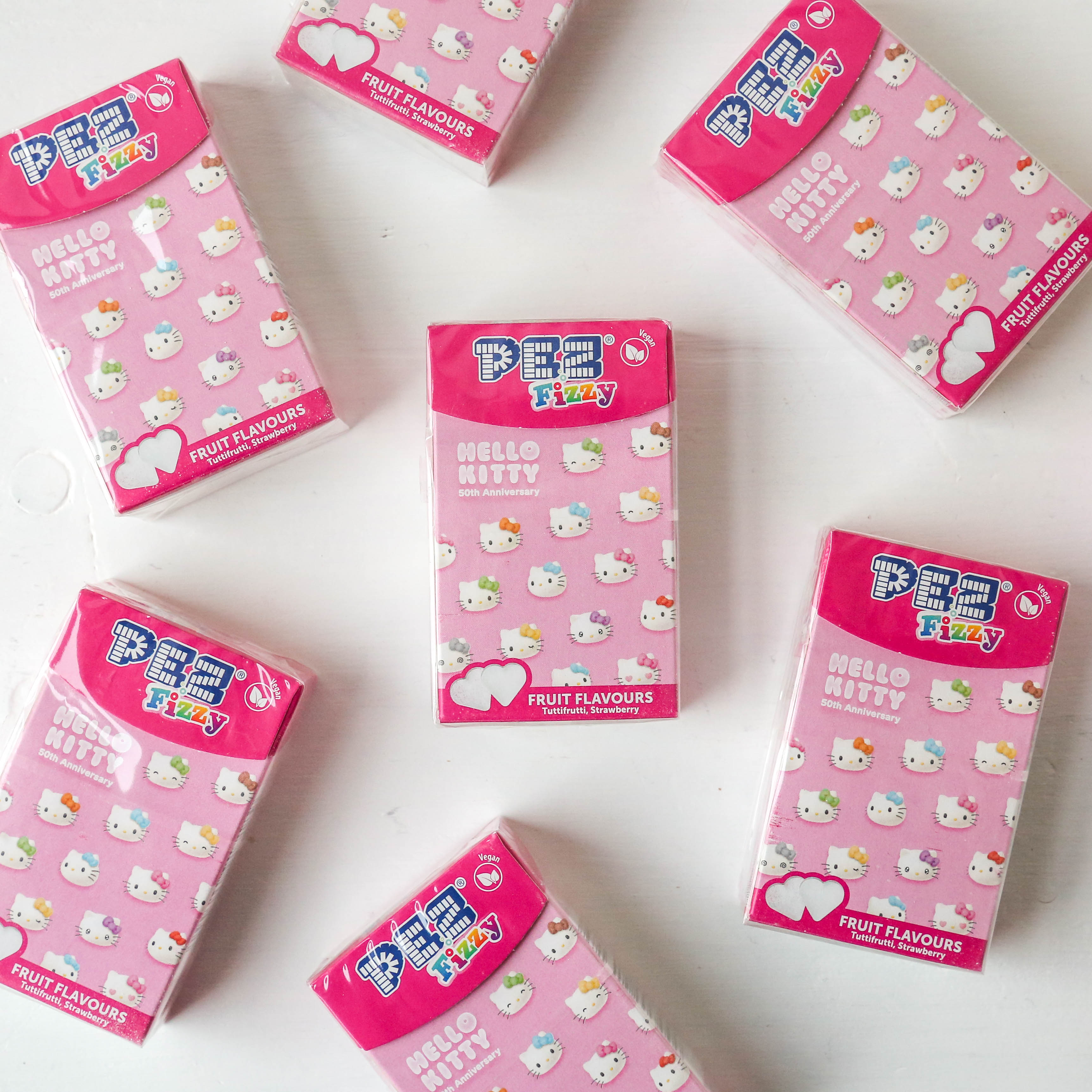 Hello Kitty Pez Fizzy Hearts – Berylune