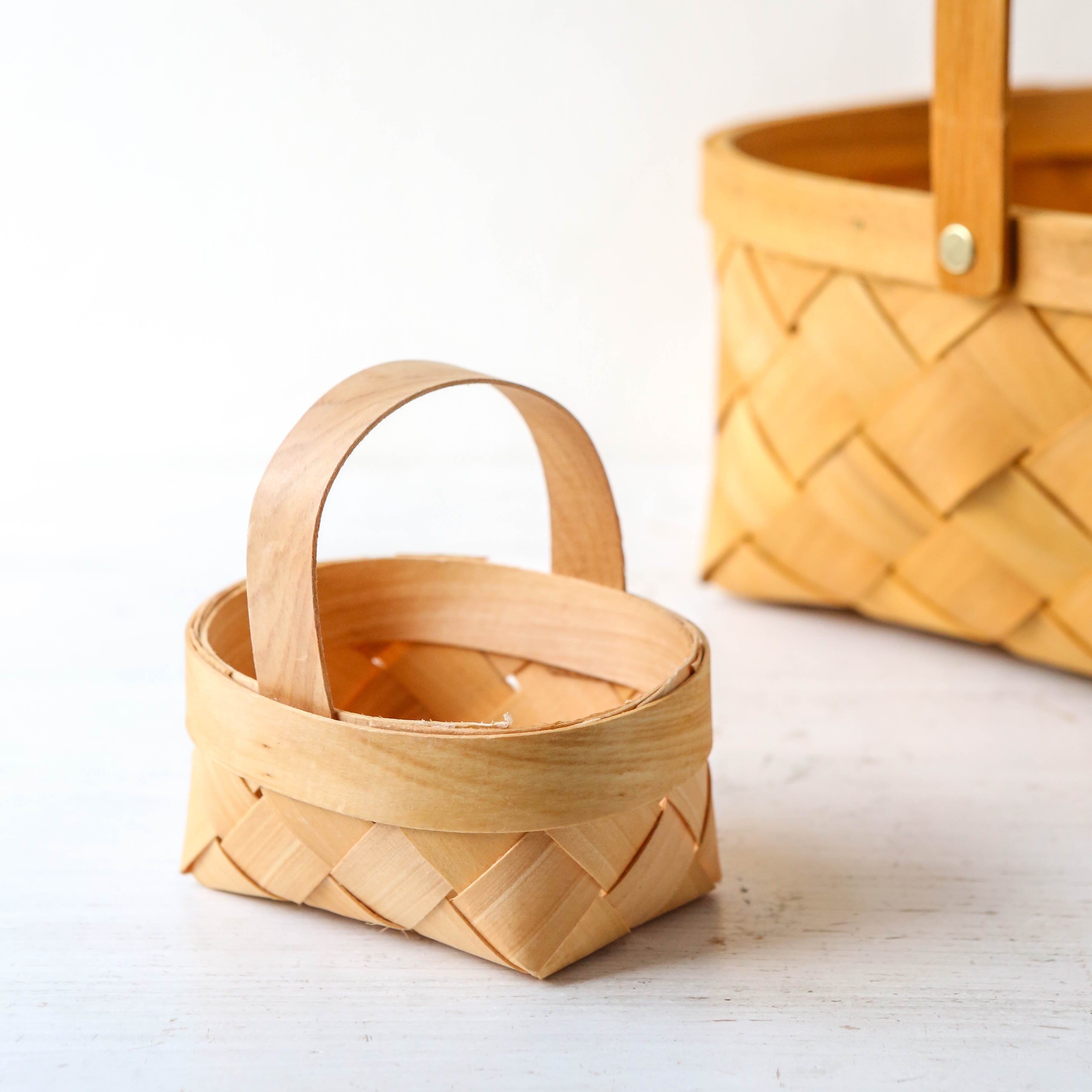 Tiny Braided Chipwood Basket with Handle – Berylune