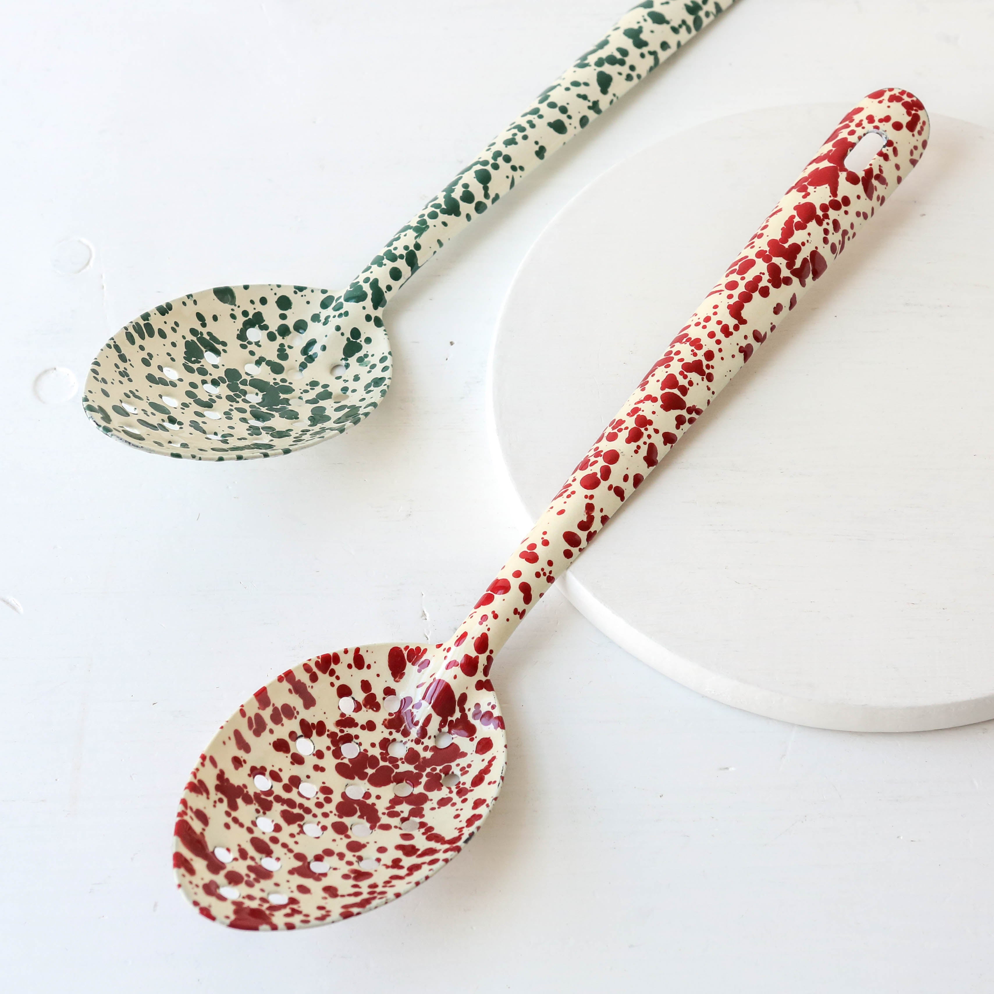 Splatter Enamel Slotted Serving Spoon – Berylune