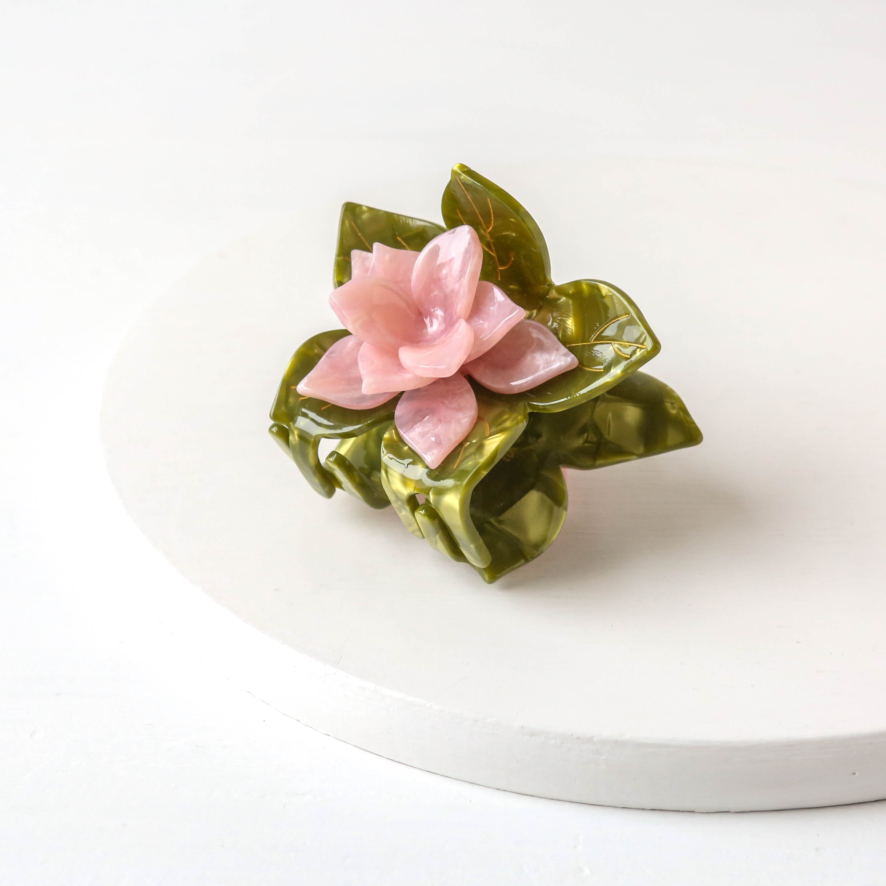 Hand Painted Cellulose Hair Claw - Origami Magnolia – Berylune