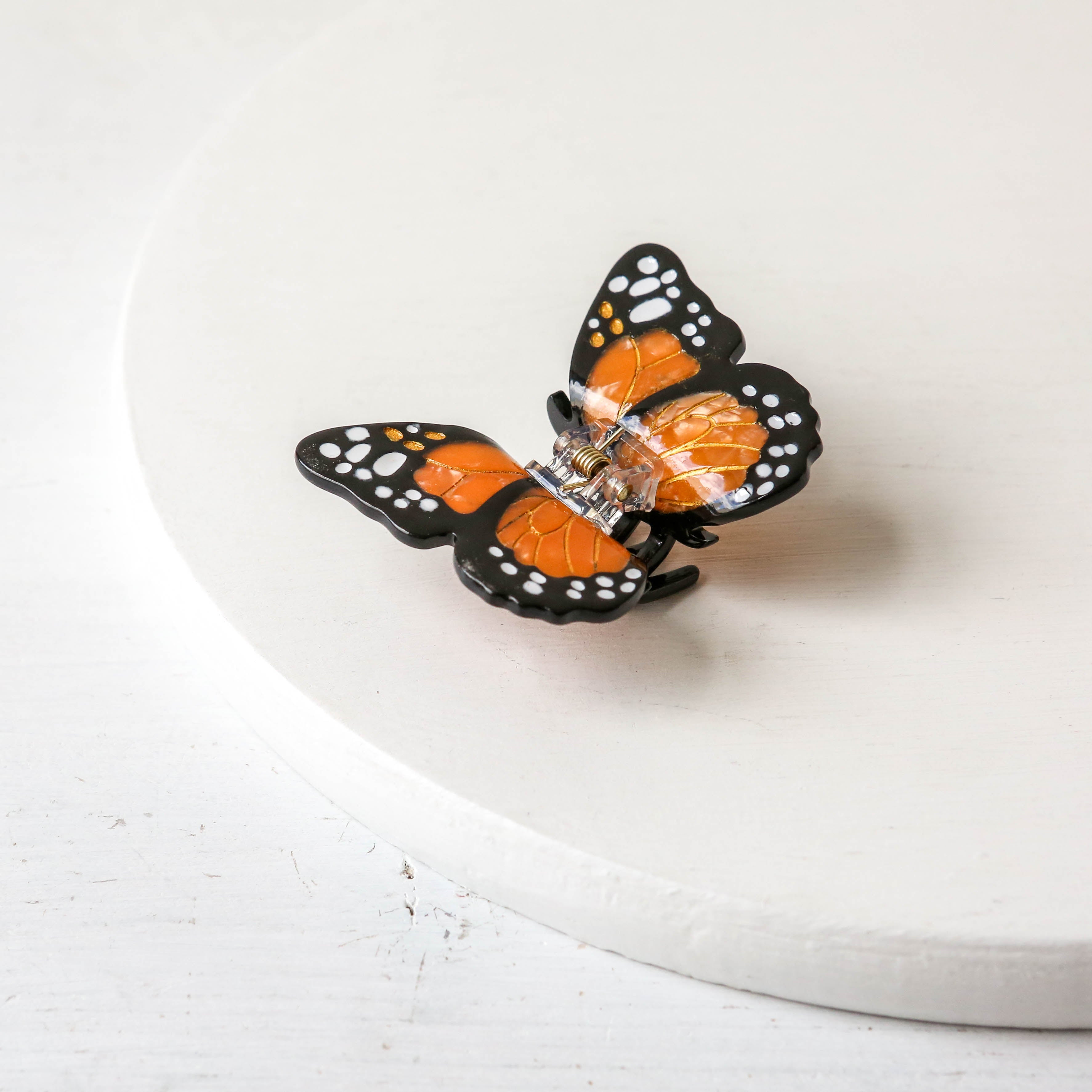 Hand Painted Cellulose Hair Claw - Mini Orange Monarch Butterfly – Berylune