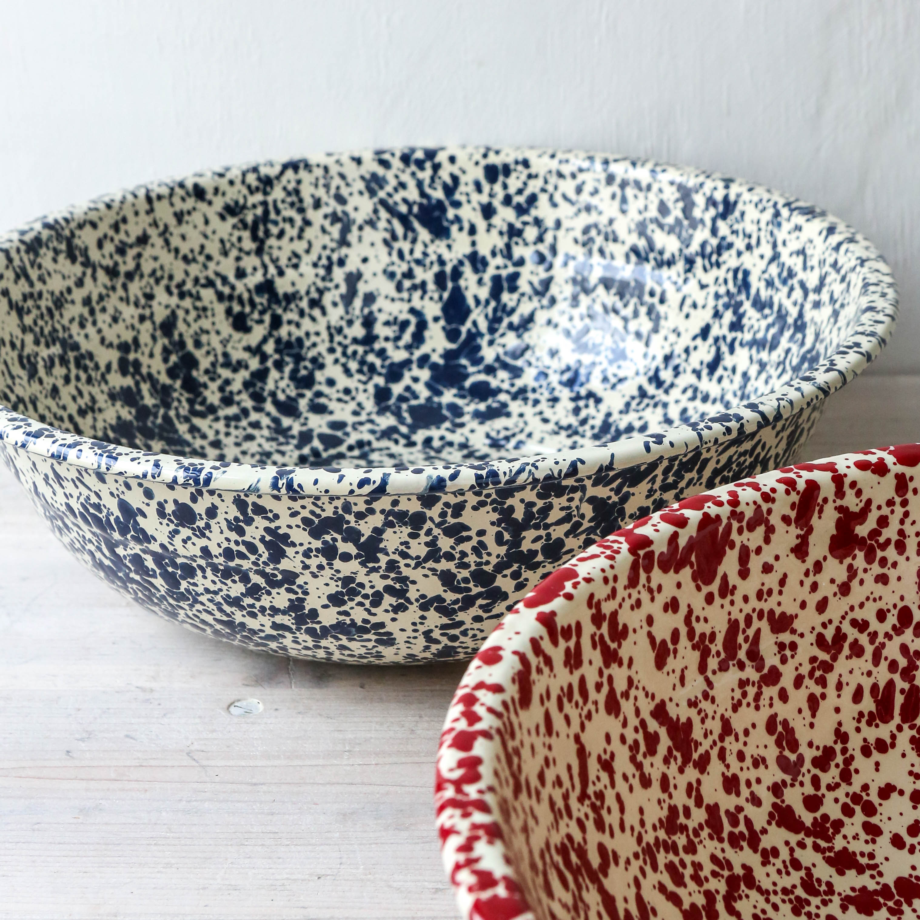 Splatter Enamel Medium Basin – Berylune