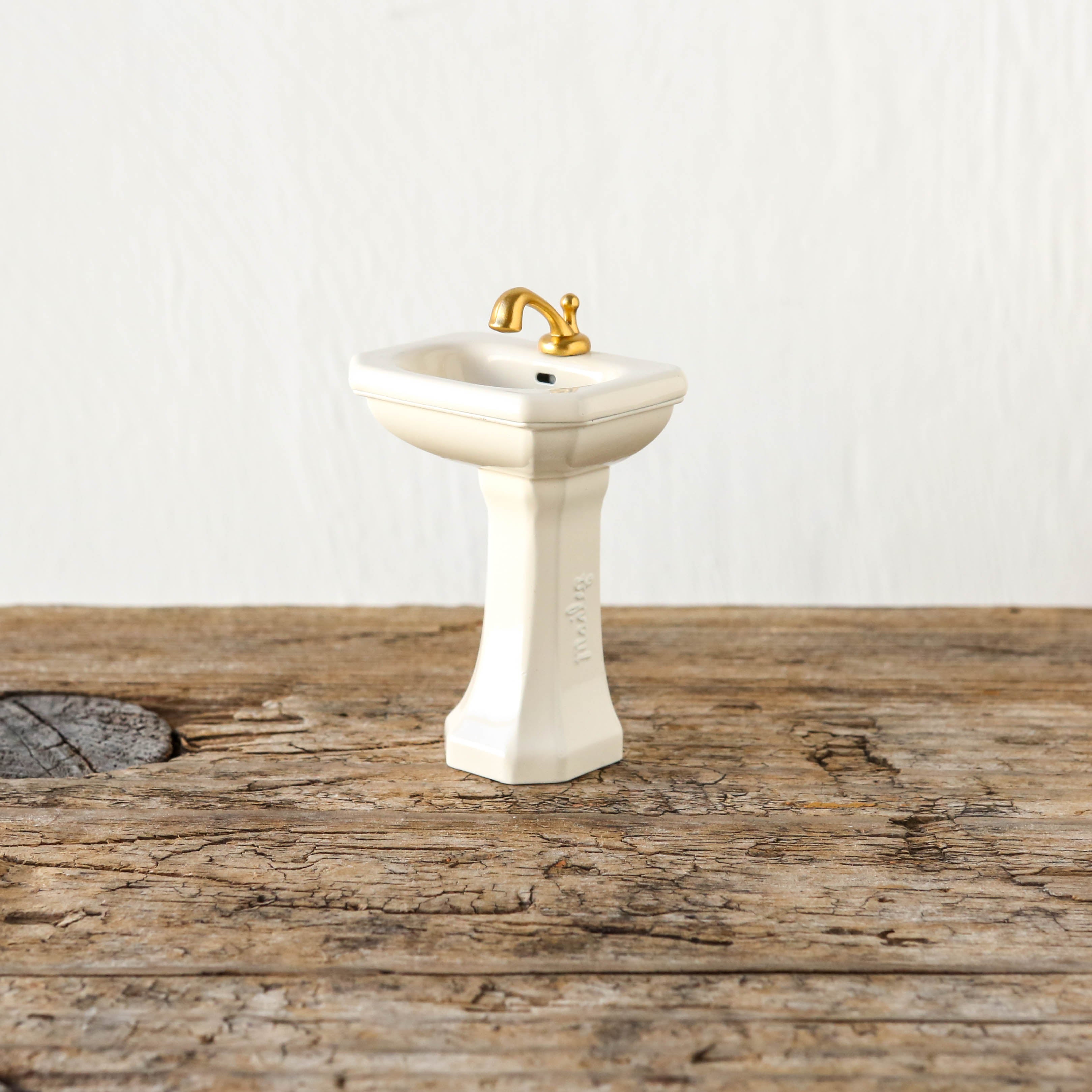 Maileg Mouse Bathroom Sink for WC – Berylune