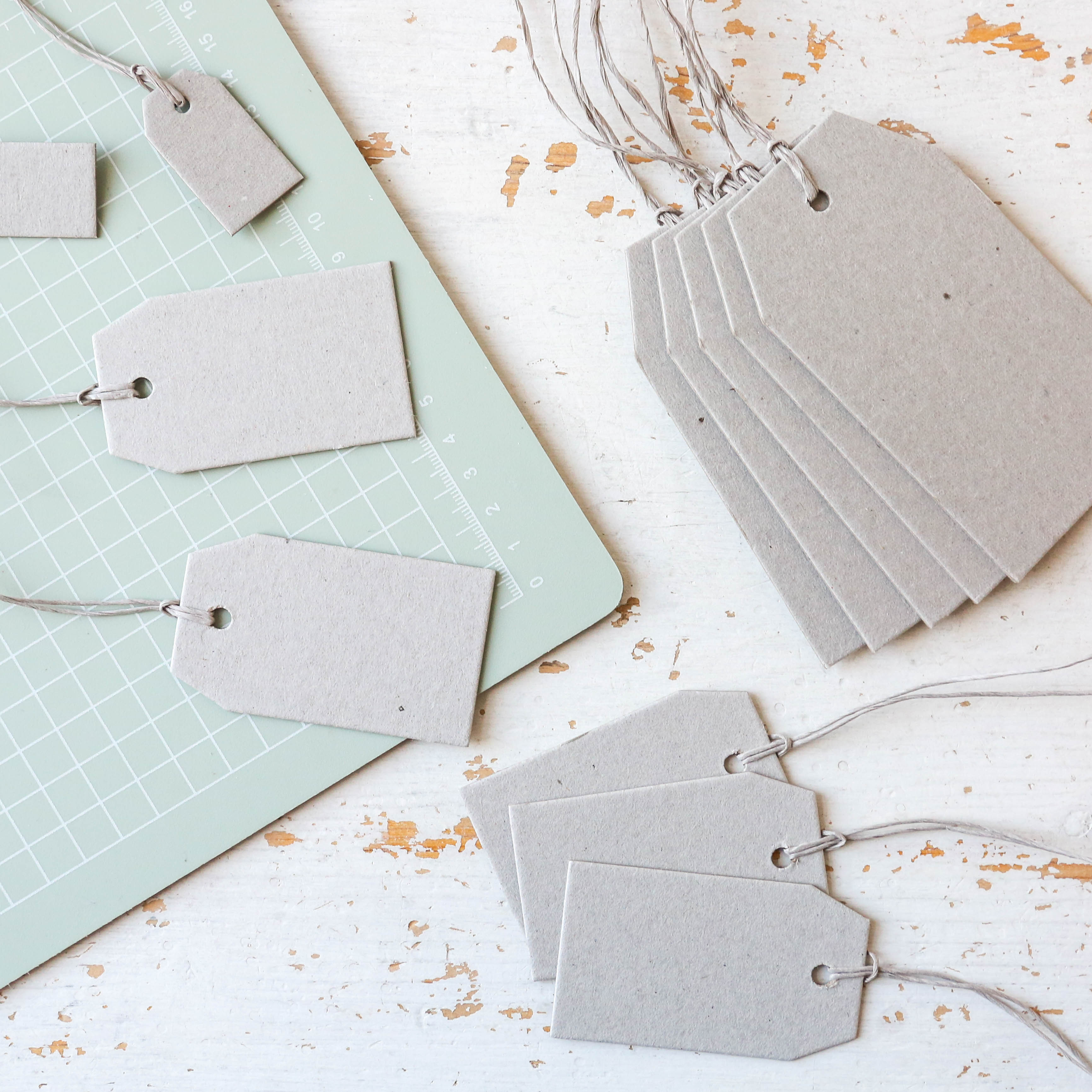 Pack of 15 Assorted Greyboard Tags – Berylune